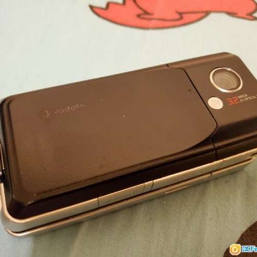 九成新Sharp vodafone 903sh 黑色 - DCFever.com