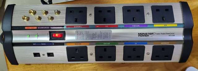 Monster HTS 1000 MKIII Power Conditioner And Surge